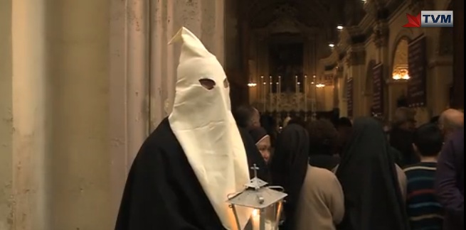 Thousands walk in Valletta's Our Lady of Sorrows procession - TVMnews.mt