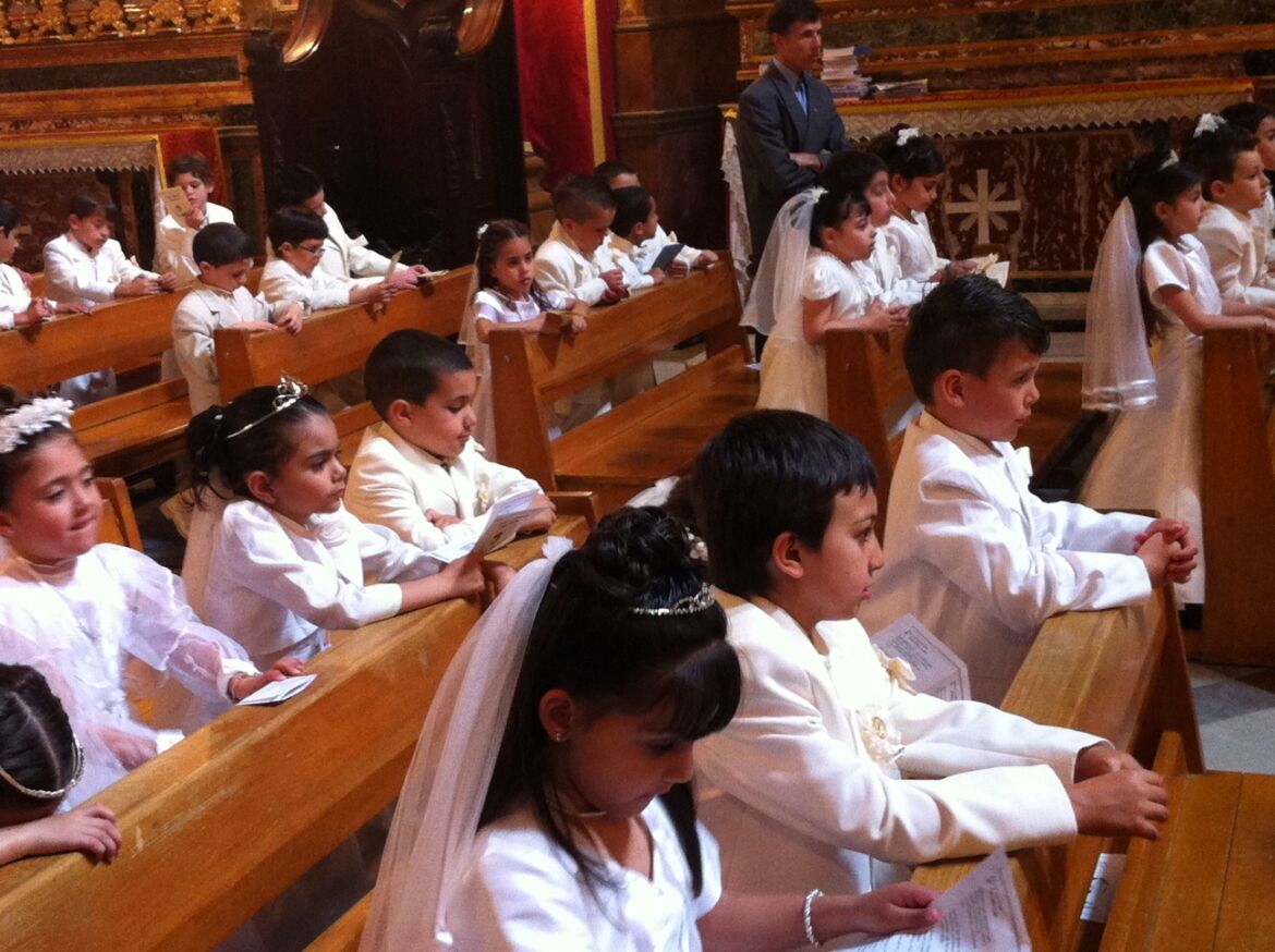 First Holy Communion celebrated around Maltese islands - TVMnews.mt