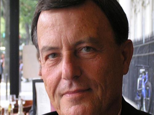 Sant jistaqsi lill-Kummissjoni dwar 50 Malti li jaħdmu f’binja bl ...