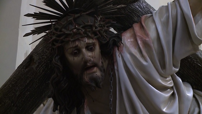 Ir-Redentur ta' Ħal Qormi jidħol fil-knisja 31 sena wara li nħadem ...