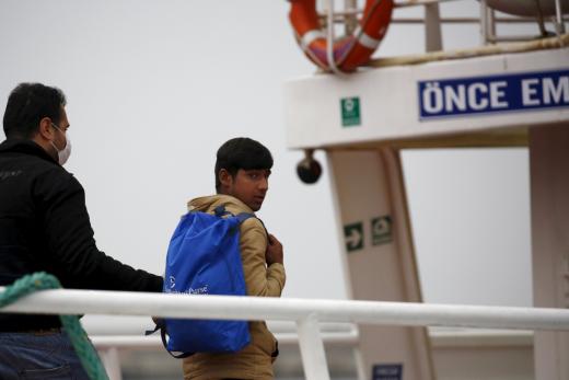 EU to give Turks the right to travel to Schengen countries without a ...