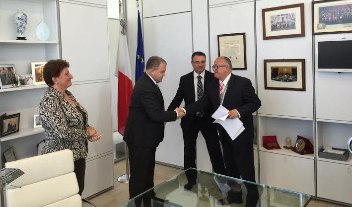 PN presents law amendments on animal protection - TVMnews.mt