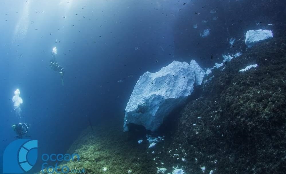 A huge part of the Dwejra Window rock collapsed - TVMnews.mt