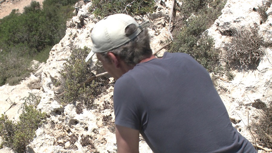 UPDATE - Watch: Father identifies dead son at Dingli - TVMnews.mt