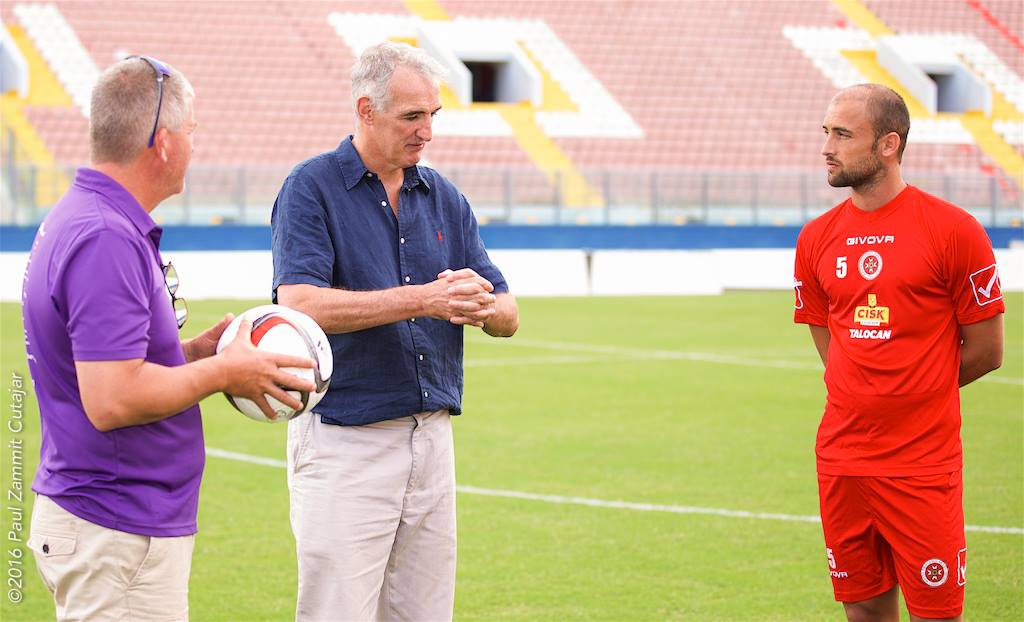 Andrei Agius u Roderick Briffa jippruvaw il-wiċċ il-ġdid f'Ta' Qali ...