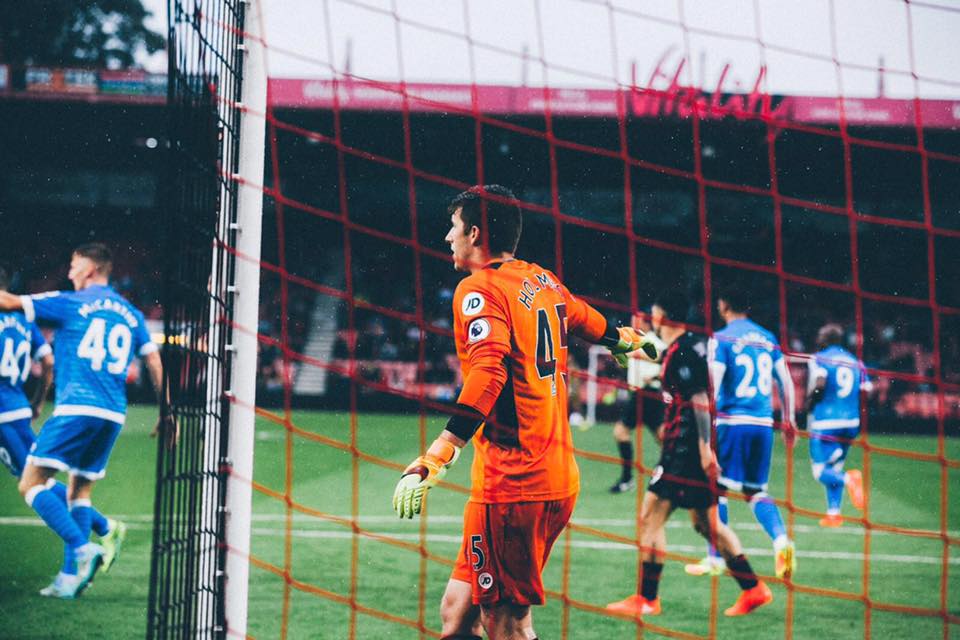 BIR-RITRATTI - Debutt tal-ħolm kontra AC Milan għall-goalkeeper Malti ...