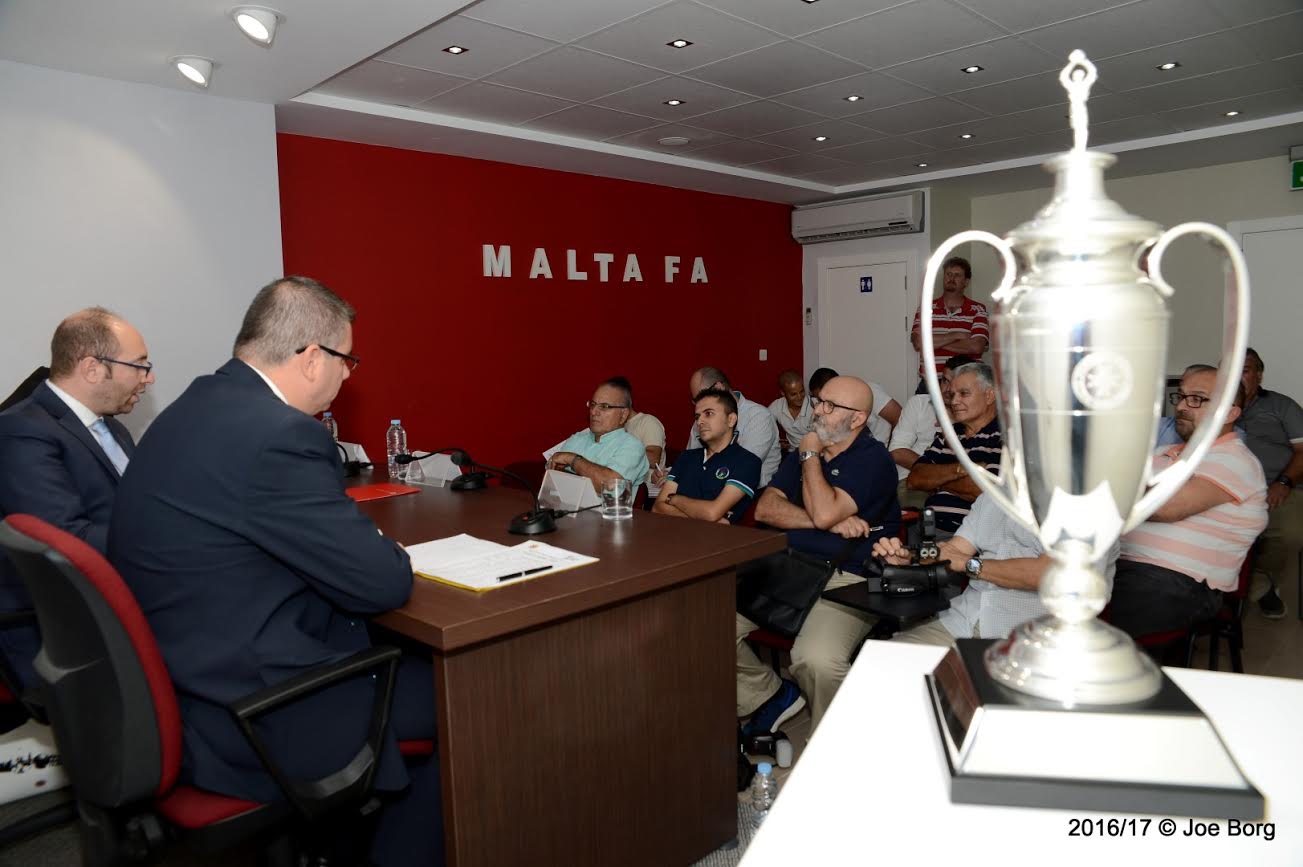 FA Trophy - Balzan - Valletta fir-Raba' Round jekk jgħaddu mit-Tielet ...