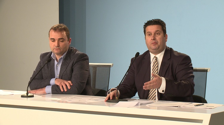 Update: PL says Simon Busuttil showing weakness with Toni Bezzina ...