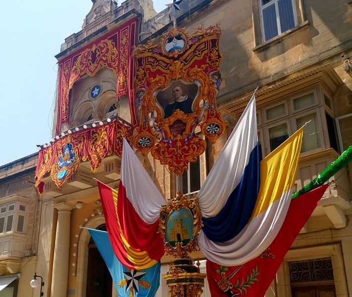 Birgu with new decorations for St Dominic's feast - TVMnews.mt