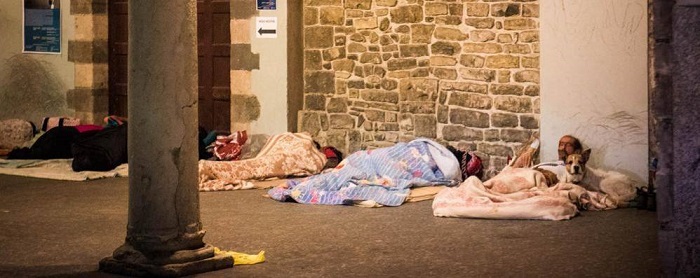 Como: Beggars ordered to keep away from city centre during festive ...