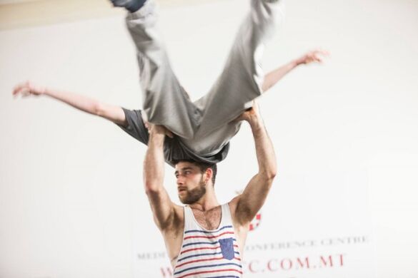 Żfin Malta bl-ewwel produzzjoni taħt id-Direttur Artistiku l-ġdid ...