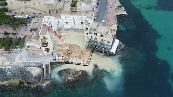 WATCH: ERA stops works which were polluting Balluta Bay - TVMnews.mt