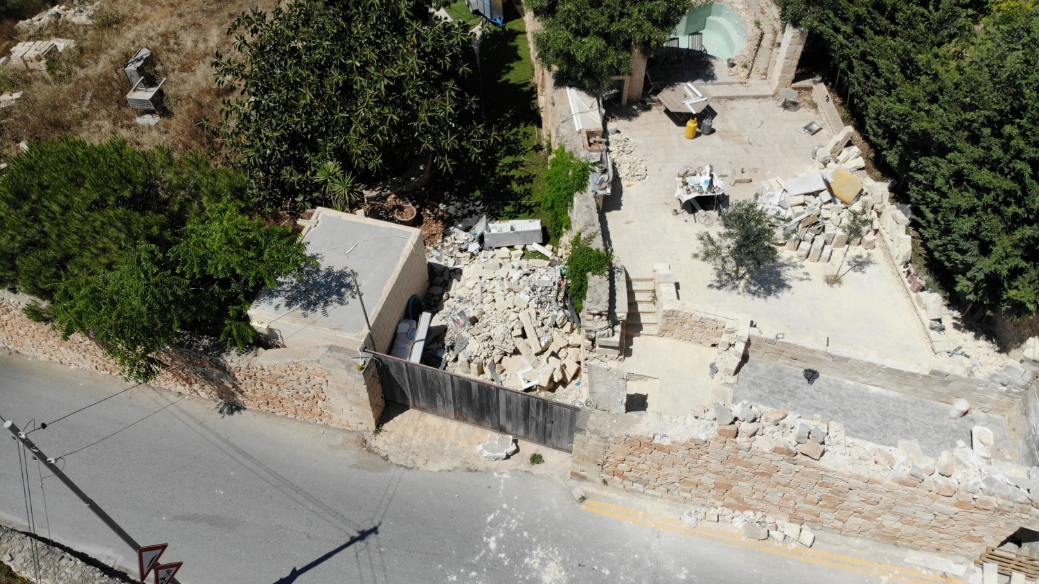 Għargħur explosion: Vehicle seen stopping near room shortly before bomb ...