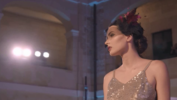 Il-Forti ta' Sant' Iermu jittrasforma ruħu għall-wirja tal-moda ...
