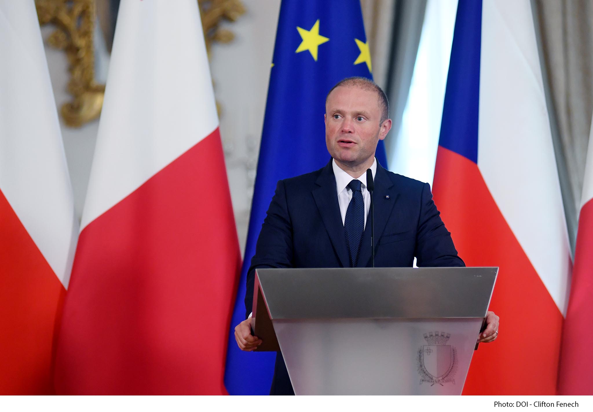 PM emphasizes on dialogue and that countries understand each other on ...