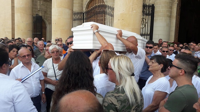 WATCH: "You were alone at seabed, and we waited news about you ...