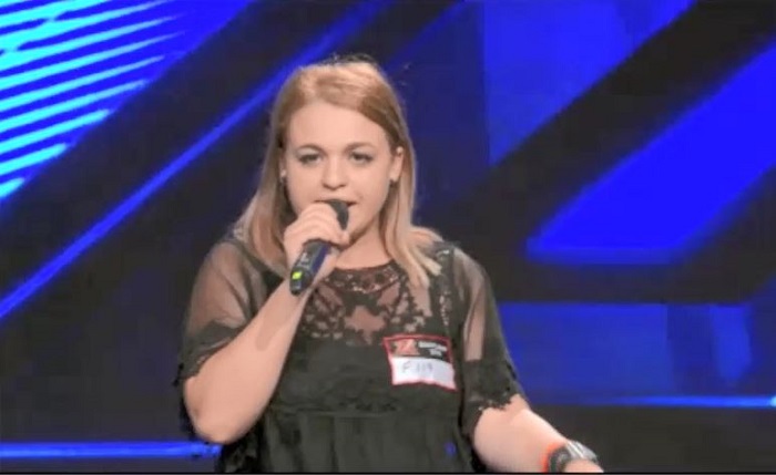 WATCH: Singer takes double risk to help out other singers in The X ...
