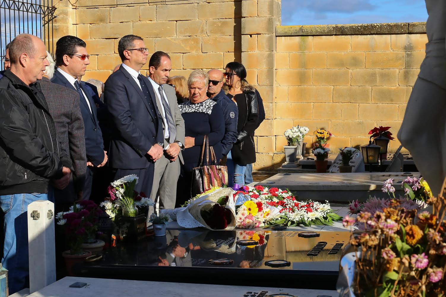 Ifakkru l-memorja ta' Raymond Caruana fit-32 anniversarju mill-qtil ...