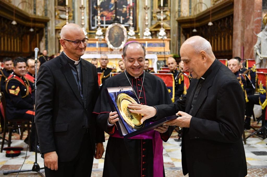 Mgr. Philip Calleja awarded Dun Mikiel Azzopardi prize - TVMnews.mt