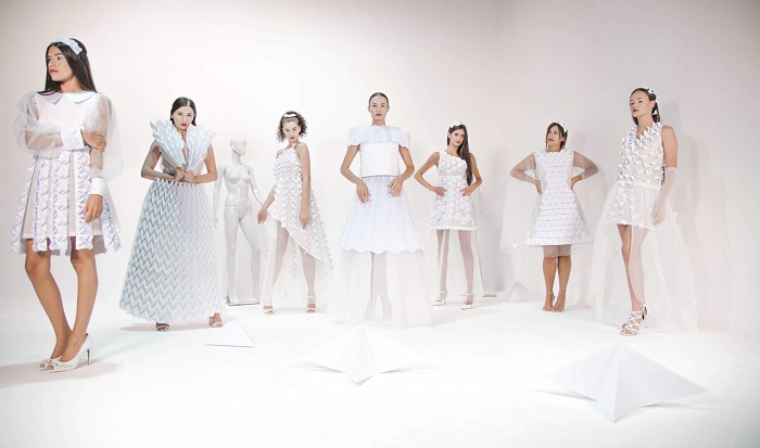 WATCH: Would you wear clothes made of paper? - TVMnews.mt
