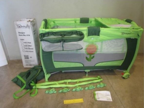 WARNING: Dangerous products - risk that baby's head may be trapped ...