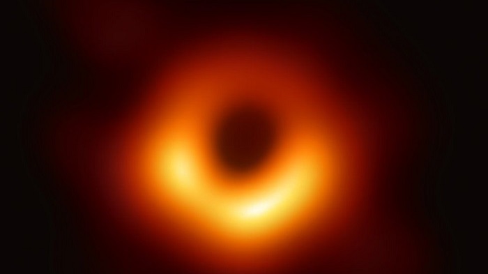 The first-ever picture of a Black Hole in space - TVMnews.mt