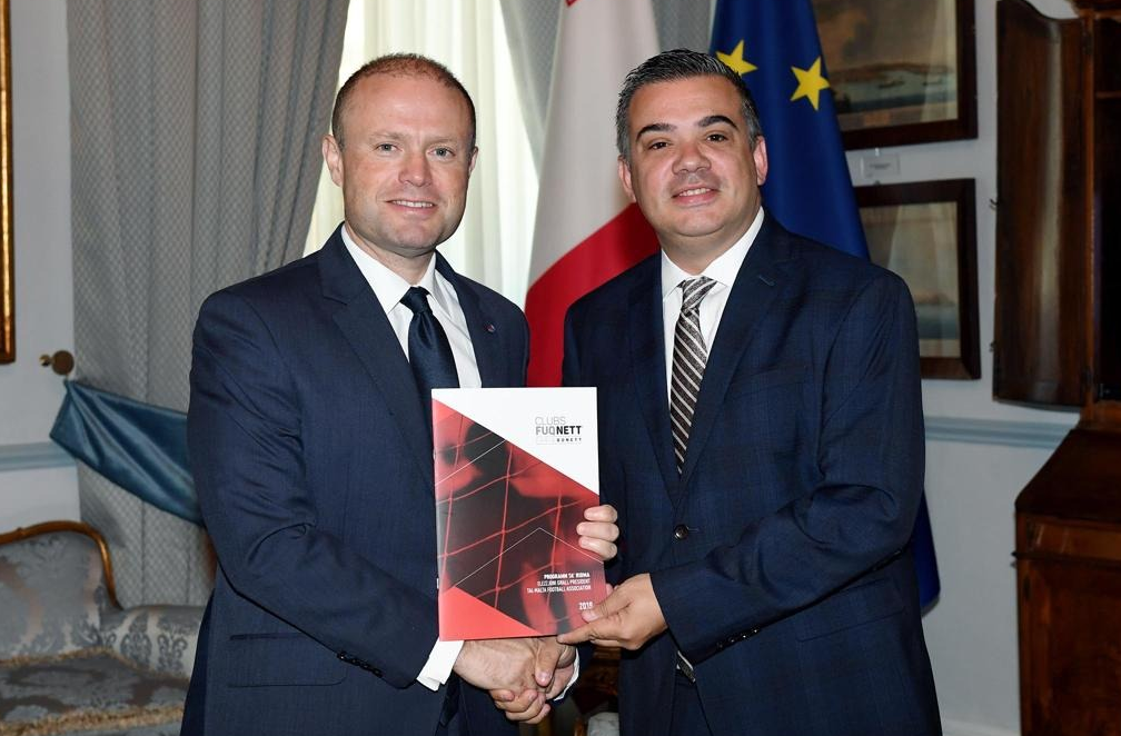 Elezzjoni MFA: Chris Bonett jiltaqa’ mal-Prim Ministru Joseph Muscat ...