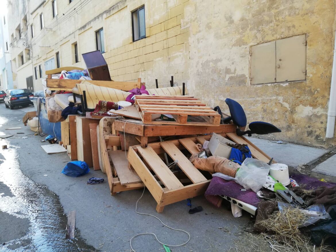 Marsa stables where migrants were discovered living, cleared up ...