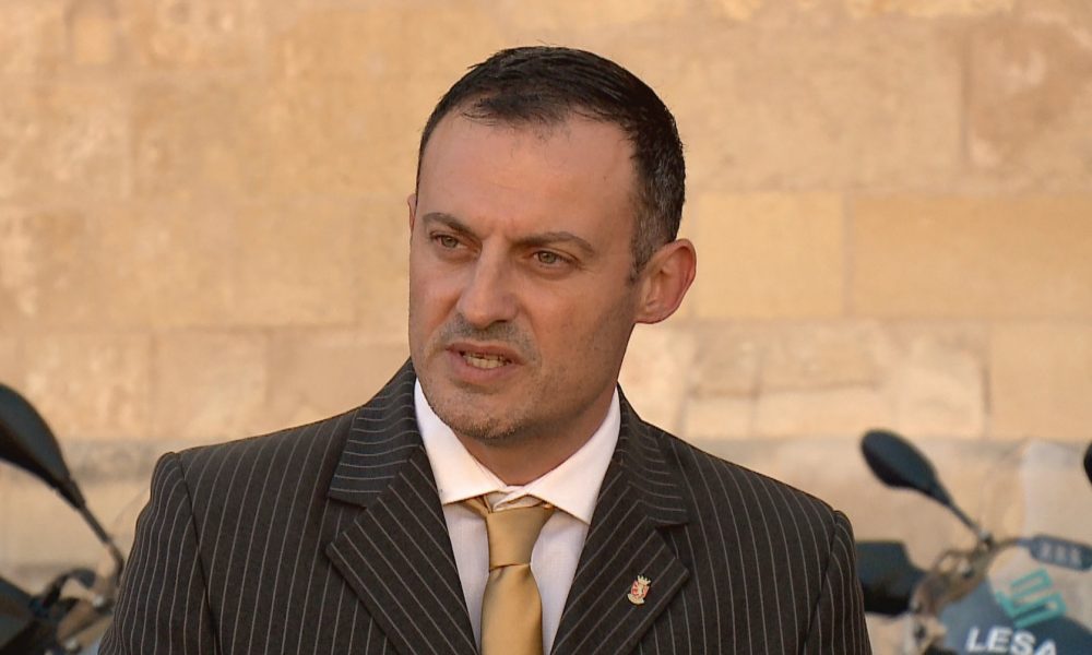 AĠĠORNAT: "Vetturi pparkjati illegalment fil-Belt għandhom jiġu ...