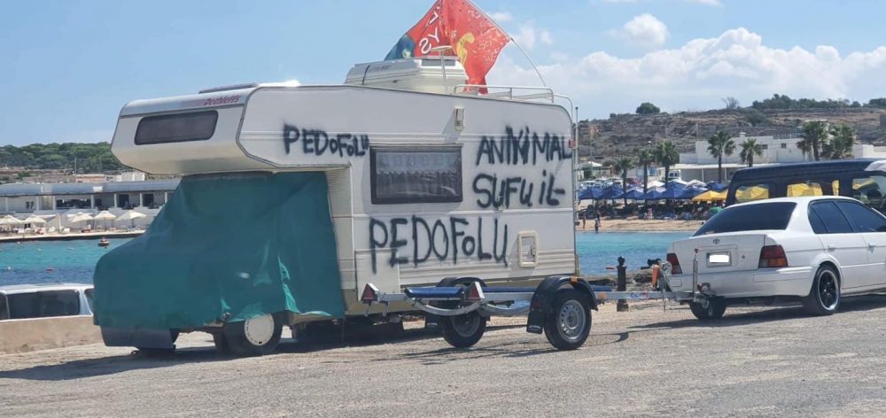 Armier caravan owned by alleged 'paedophile' vandalised - TVMnews.mt