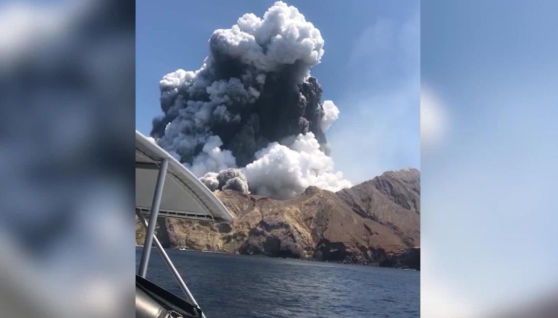New Zealand commemorates victims of White Island volcano eruption ...