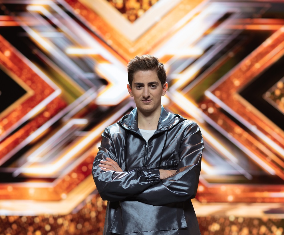 Watch: Karl Schembri hits the high notes and bewitches the audience ...