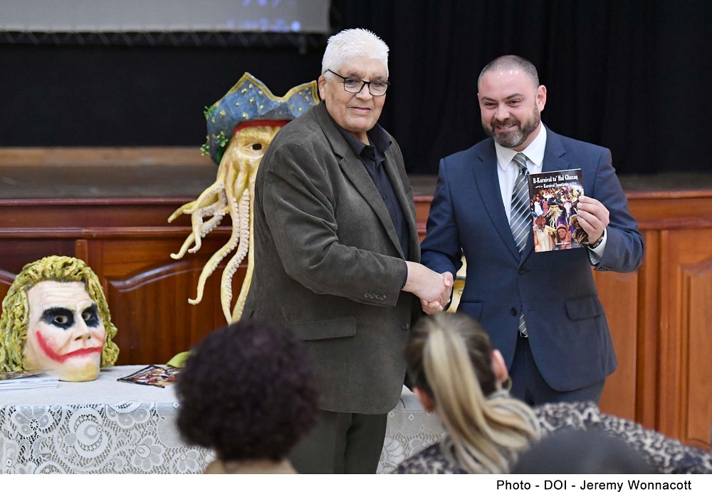 Publication of book about Ħal Għaxaq carnival - TVMnews.mt
