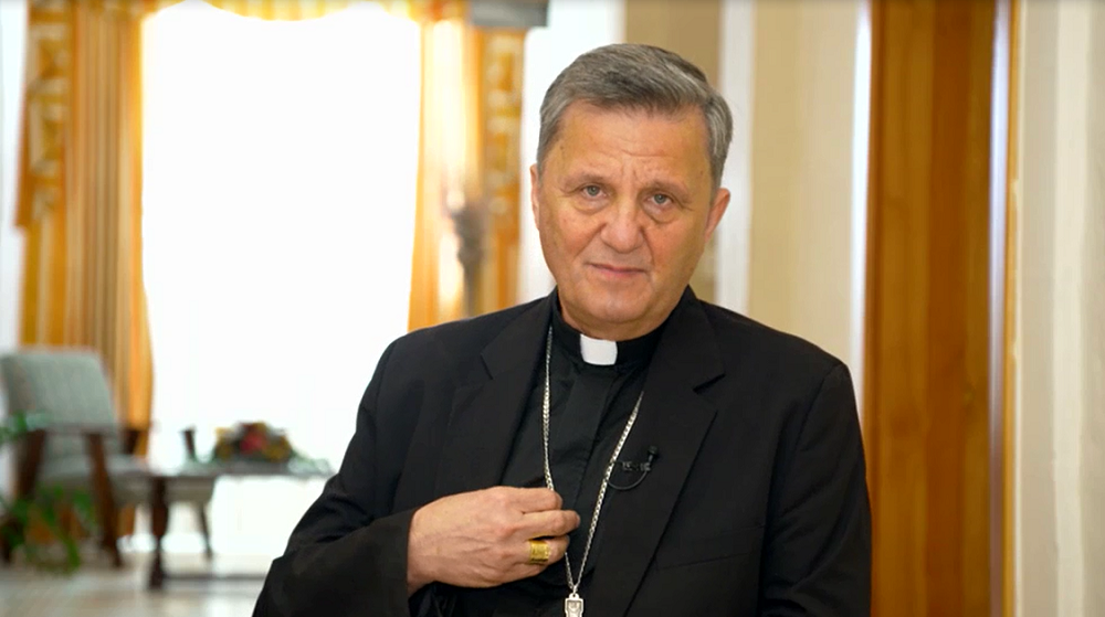 “Hemm differenza kbira bejn tipprattika l-vanġelu minn wara skrivanija ...