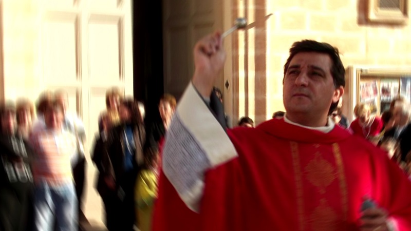 Pope Francis removes Fr Donald Bellizzi from the priesthood - TVMnews.mt