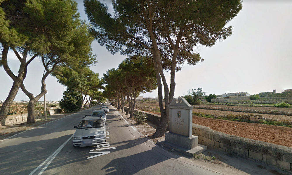 Woman in hospital after crashing into a tree in Zejtun - TVMnews.mt