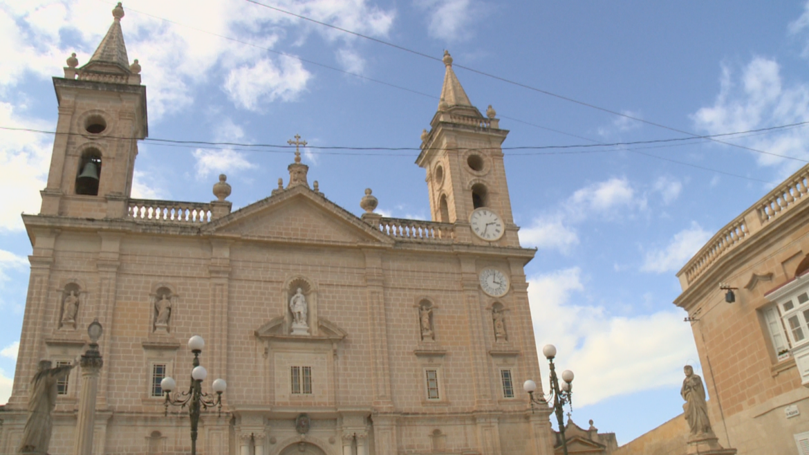 Should the clock chimes at the St George parish church in Qormi stop at ...