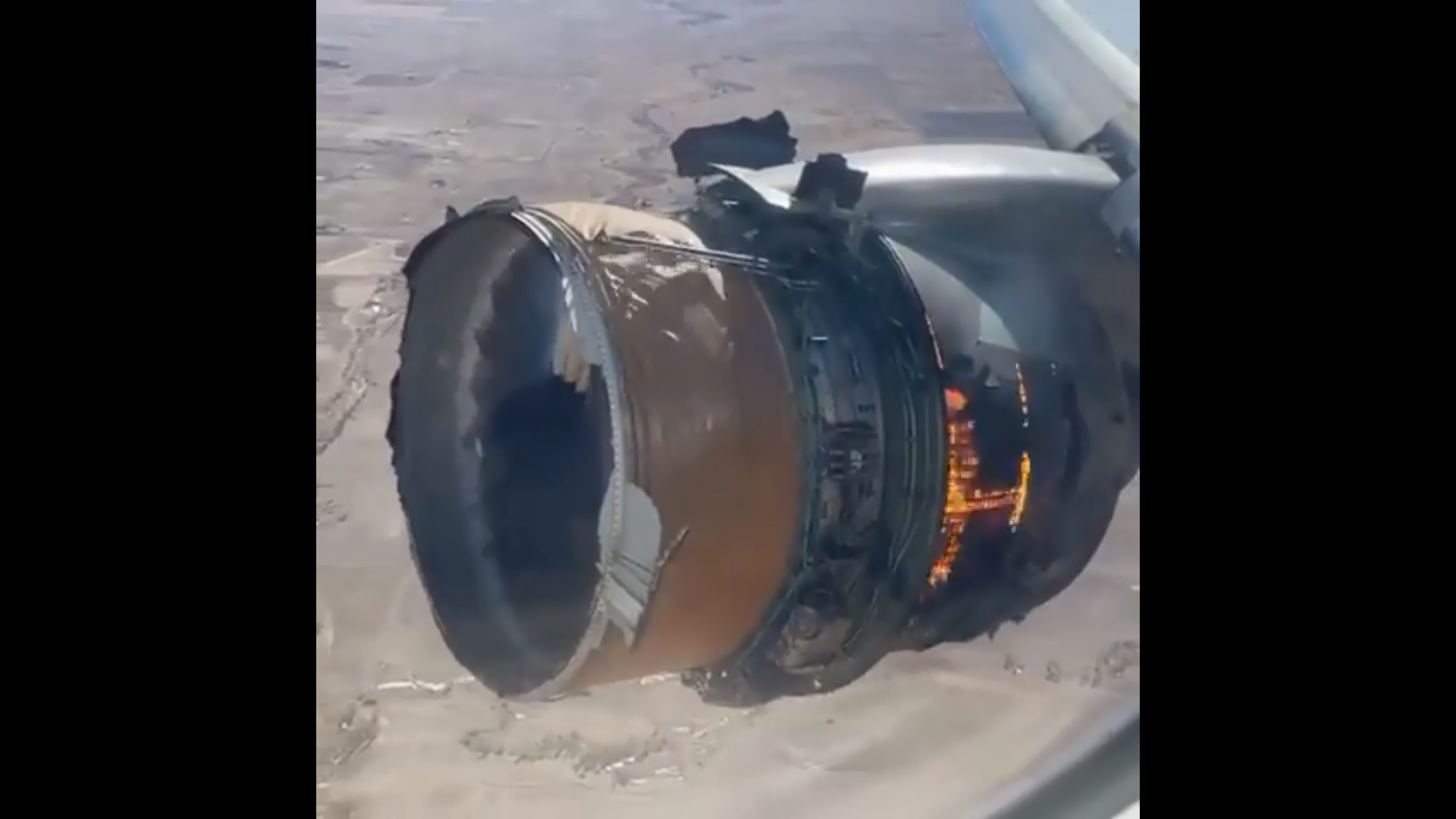 WATCH: Passengers on board United Airlines plane have lucky escape ...