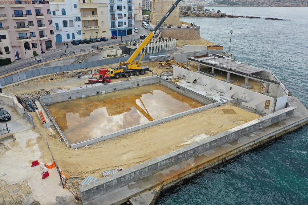 Work on part of the Sirens pool project to be completed by June ...