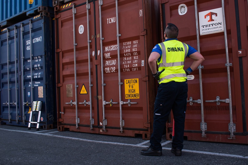 Customs in Malta seized two million fake objects during the first ...