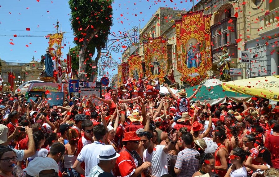 Il-każini tal-banda jridu li s-sena d-dieħla jirritornaw il-festi ...
