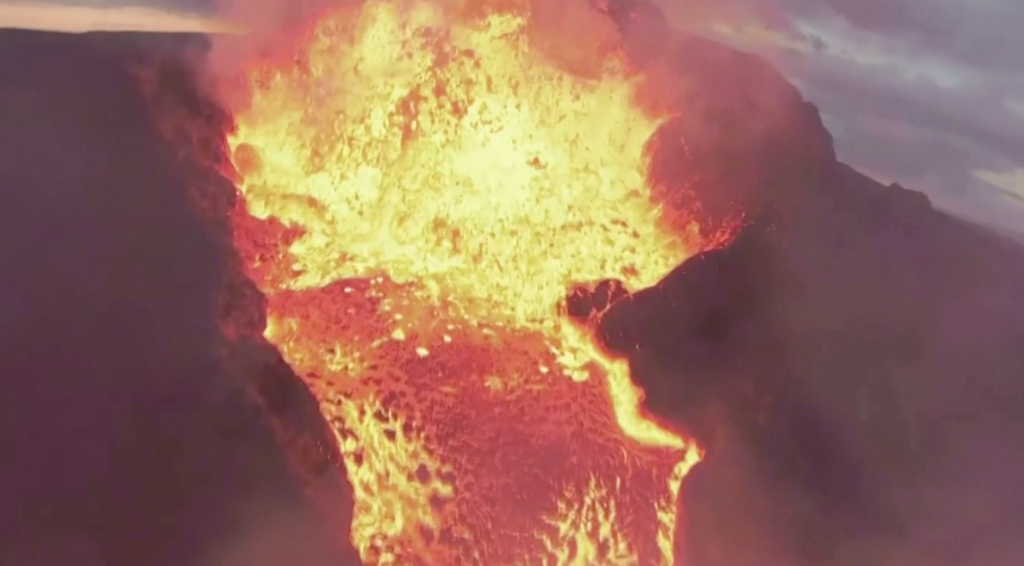 WATCH: Drone flies right into volcano's lava in Iceland - TVMnews.mt