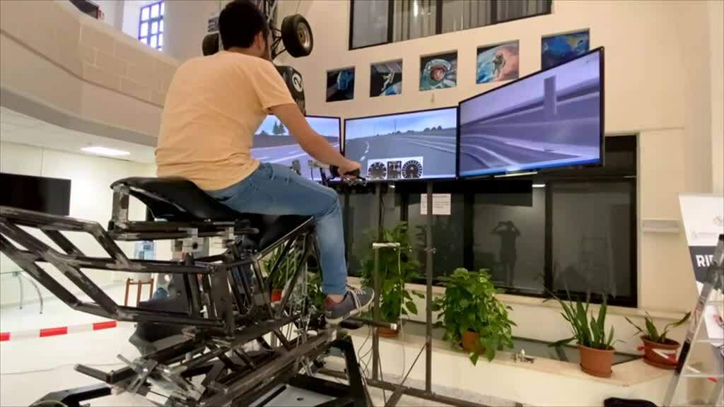 Students create simulator to help reduce motorcycle accidents - TVMnews.mt