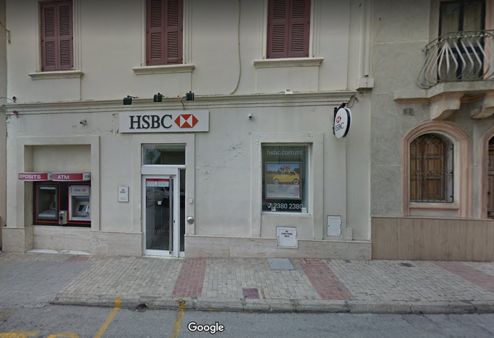 HSBC introduces minimum cash withdrawal policy from its branches ...