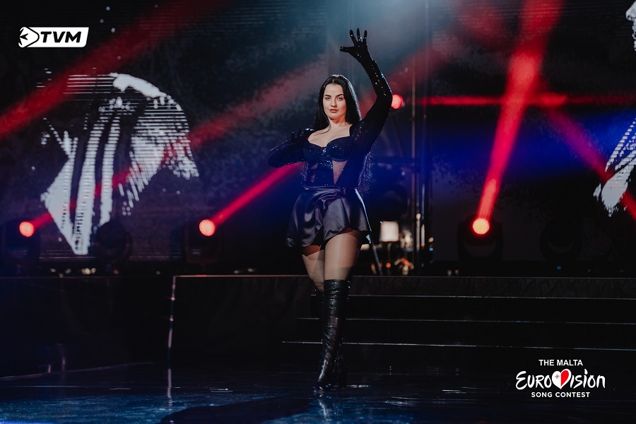 Ara: Giada 'tikxef il-borom' b’noti R’n’B u reggaeton - TVMnews.mt