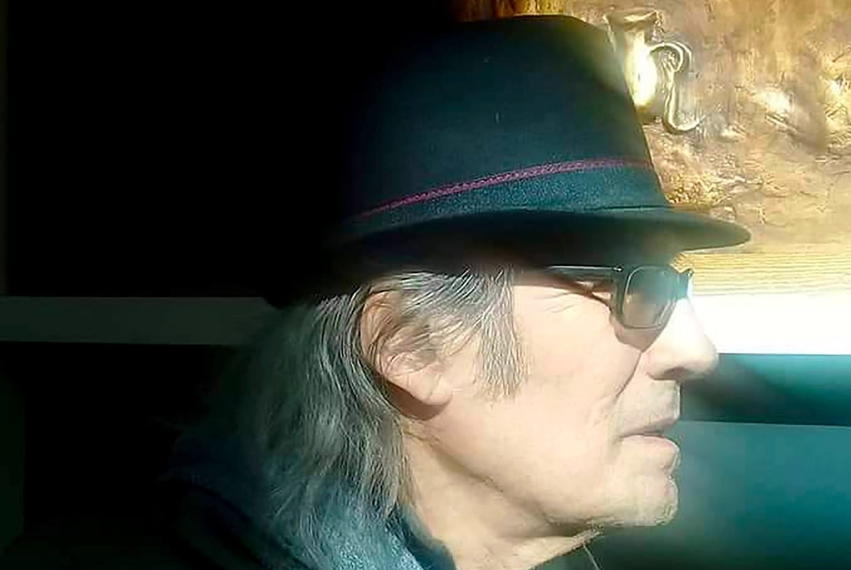 Poet and theatrical director Mario Azzopardi dies - TVMnews.mt