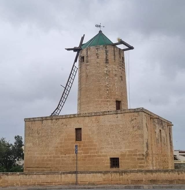 Strong wind damages Żurrieq's Xarolla windmill - TVMnews.mt