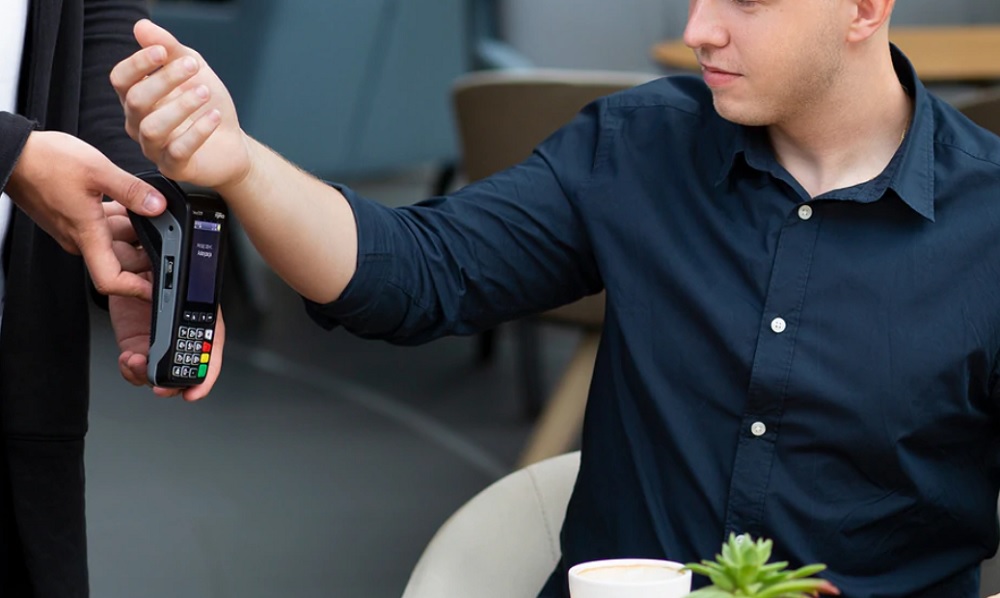 The human microchip that lets you pay with your hand - TVMnews.mt