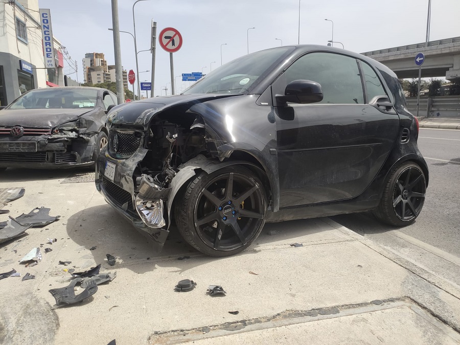 Two hospitalised after Marsa traffic accident - TVMnews.mt