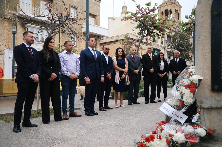 Il-Partit Laburista jfakkar l-irvellijiet tat-28 ta' April 1958 ...